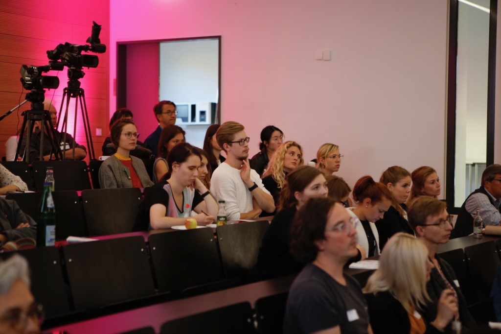 Internationale Konferenz. Farbe im Design – The Value of Color | studio